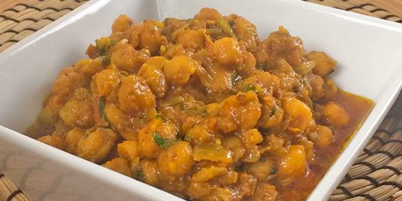 Chana Curry Recipe - Cook with Nabeela